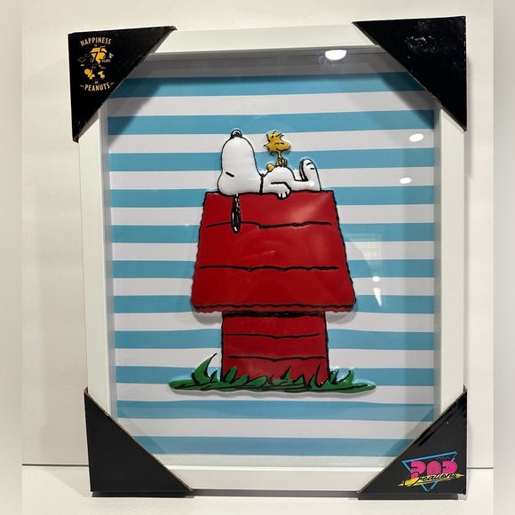 Peanuts | Wall Decor | Peanuts Snoopy And Woodstock Striped Wall Art ...
